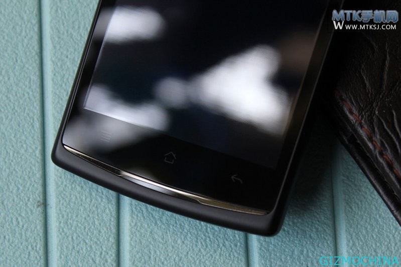 Oppo R817 music phone packs with Direct HD Sound Acoustics - Gizmochina