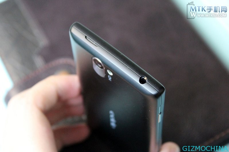 Oppo R817 music phone packs with Direct HD Sound Acoustics - Gizmochina