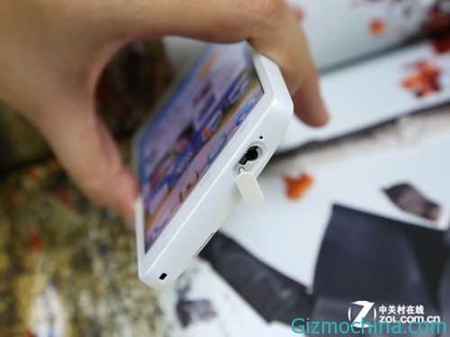 Huawei Honor 3, Android smartphone with water proff capability - Gizmochina