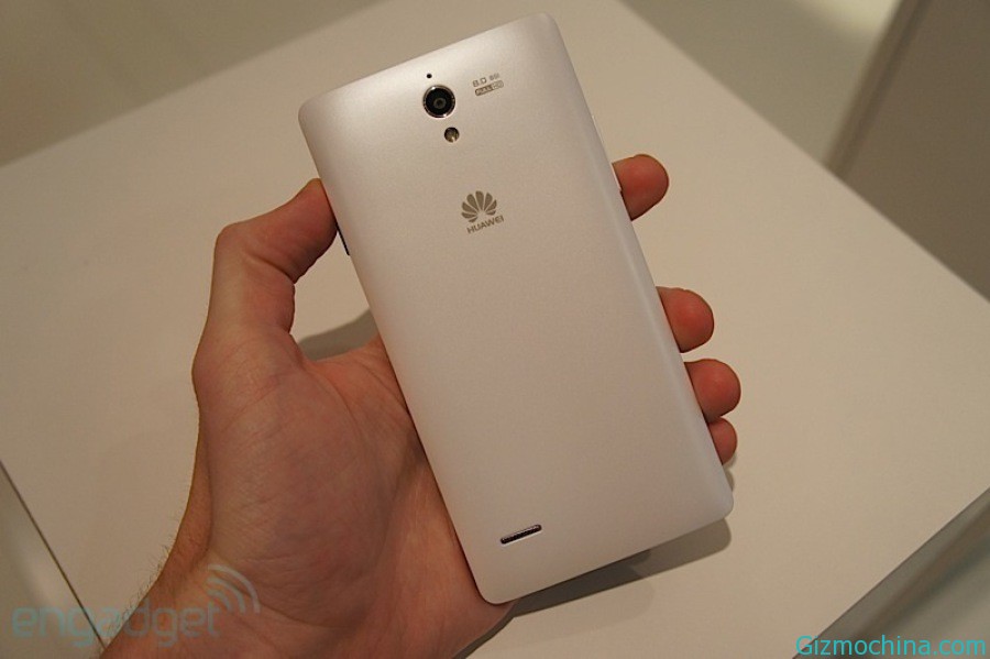 Picture of Huawei Ascend G700 - Gizmochina