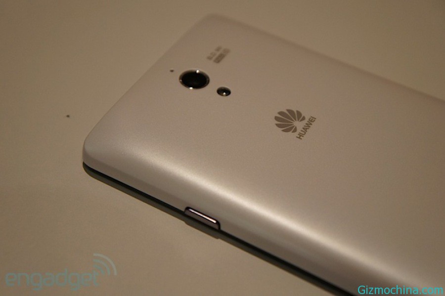 Picture of Huawei Ascend G700 - Gizmochina