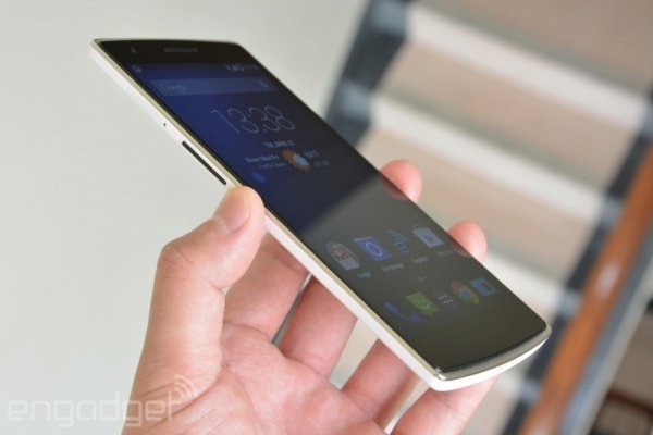 Images: OnePlus smartphone OnePlus One Hands-On Images - Gizmochina