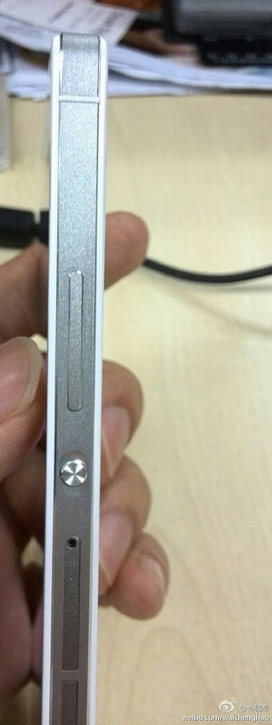New Photos of Huawei Ascent P7 Leaked! - Gizmochina
