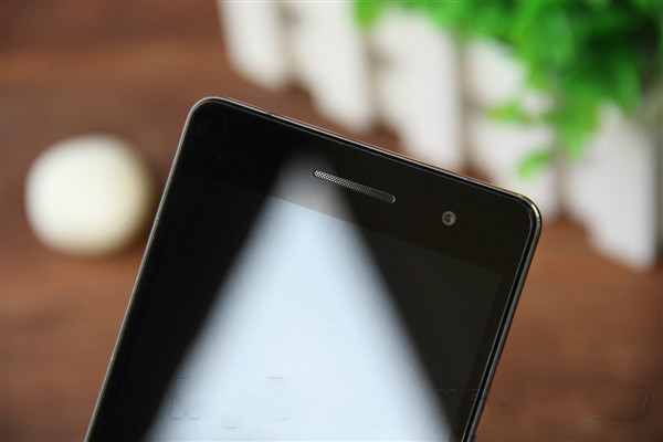 Introducing the world’s thinnest 4G cell phone, the OPPO R3! Costs 2299 RMB (370.73 USD ...