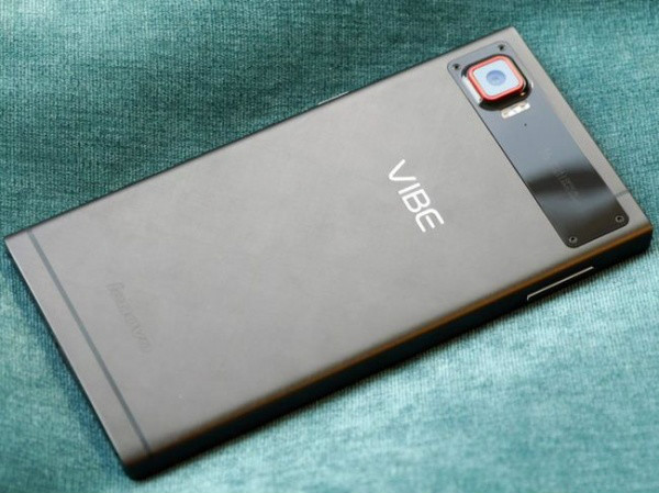 The Lenovo Vibe Z2 Pro revealed, sports Quad HD screen and uses ...