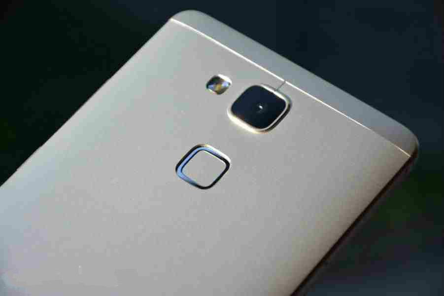 Snapshots: Huawei Mate 7, the first Chinese cellphone with a ...