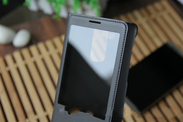 Snapshots: Huawei Mate 7 with leather case - Gizmochina