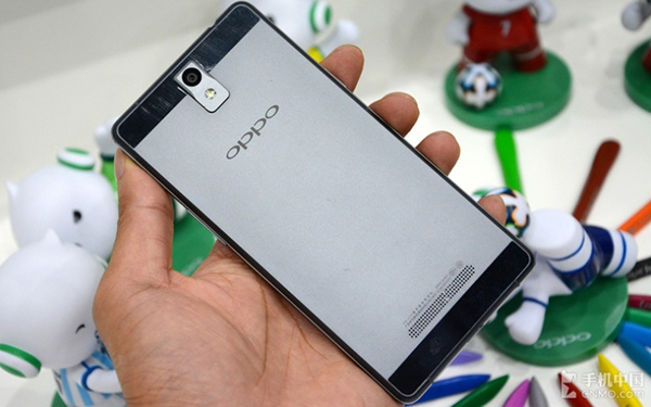 Rumor: OPPO R5 may be a 4.xx mm thin smartphone - Gizmochina