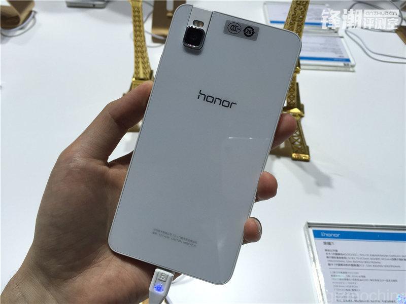 Honor 7i Hands On Pictures: A Premium Experience - Gizmochina