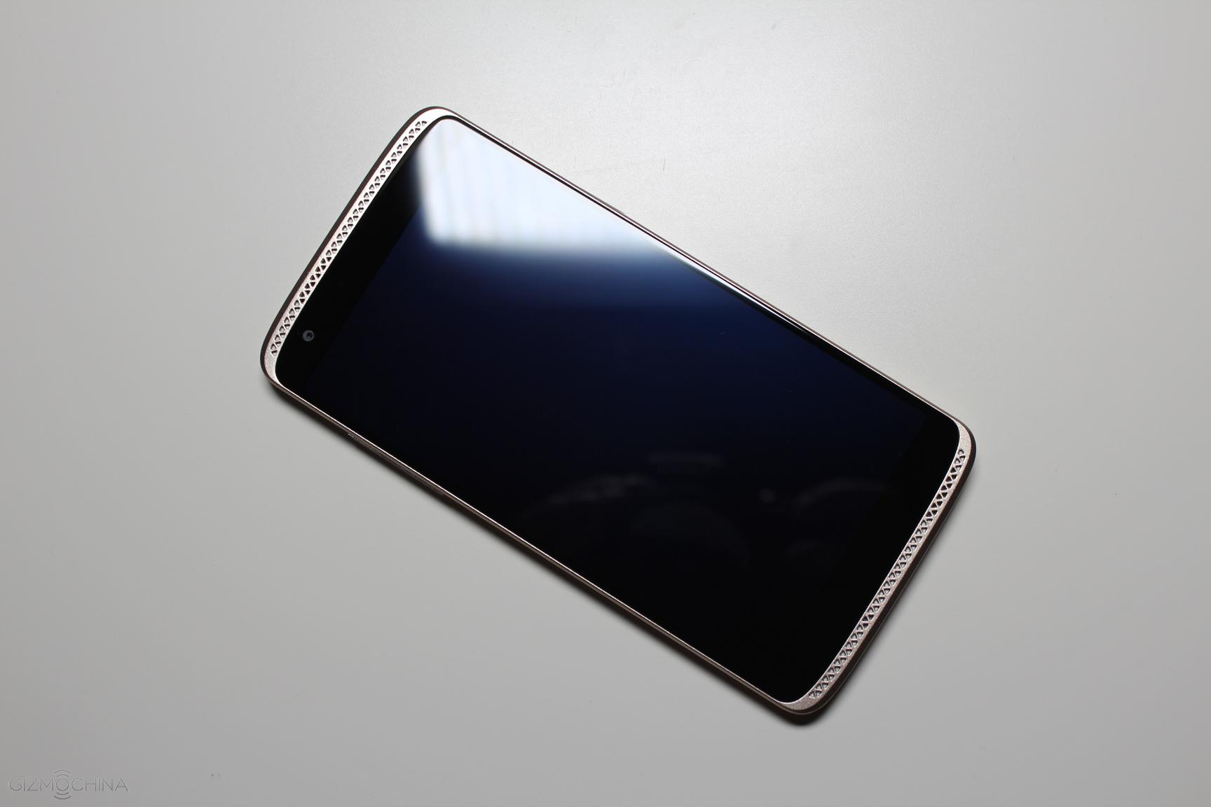 ZTE Axon Mini Unboxing and First Impressions: Great Phone with Force ...