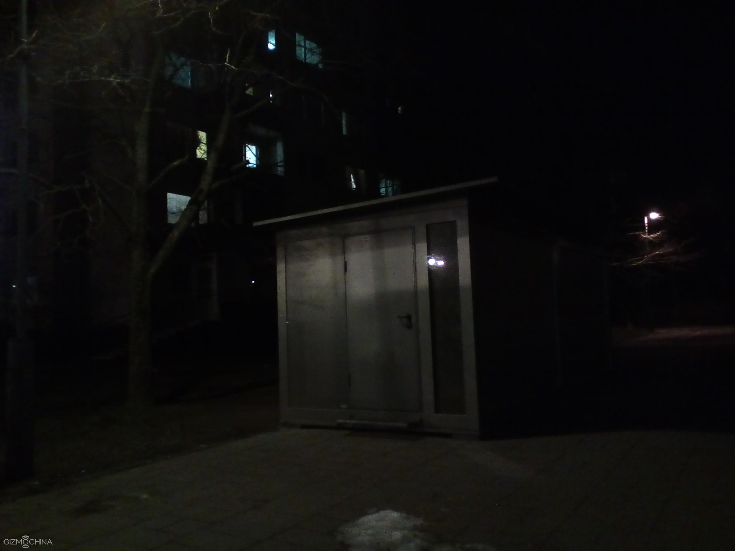 TCL 302U Review - Gizmochina