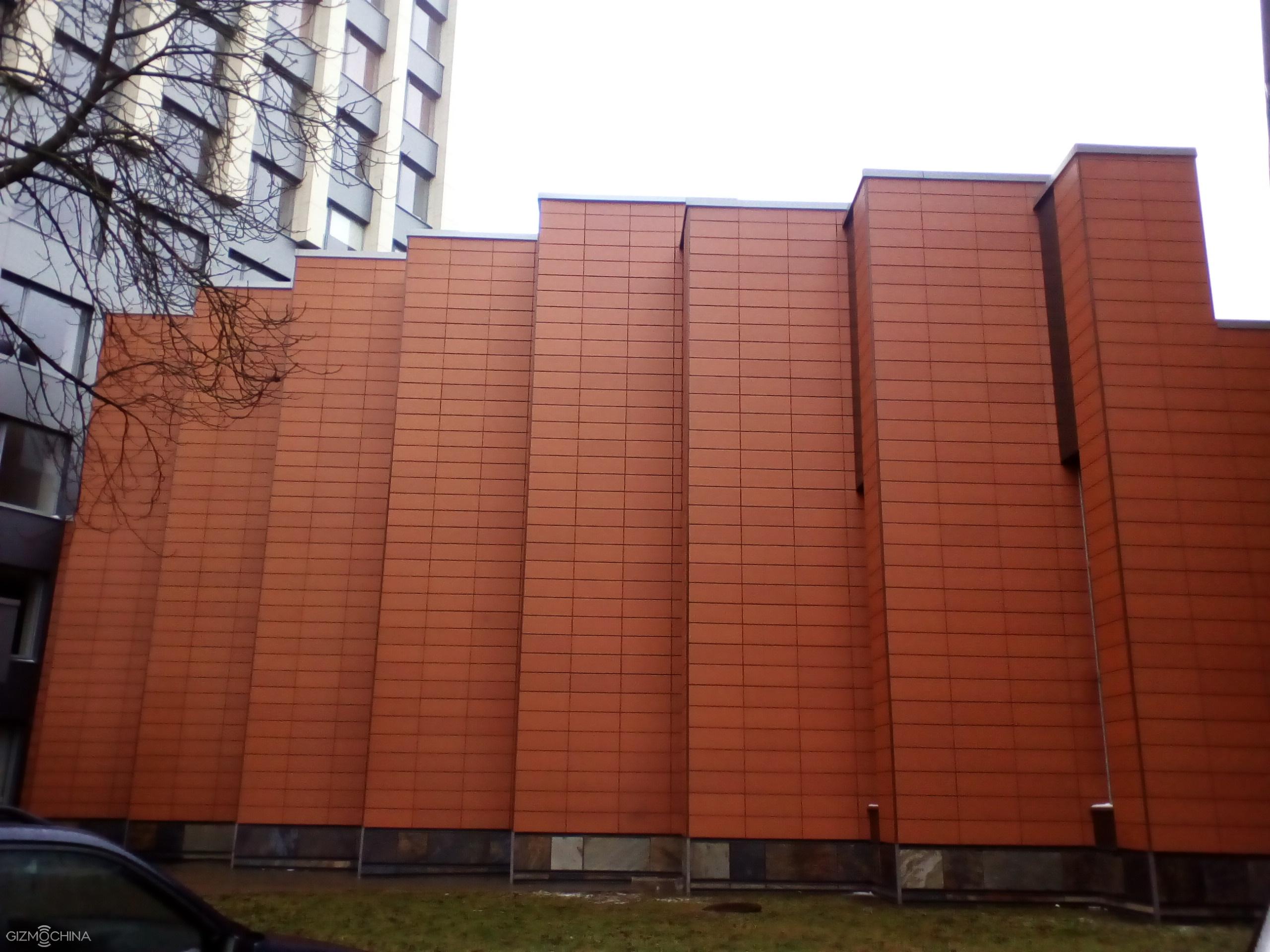 TCL 302U Review - Gizmochina