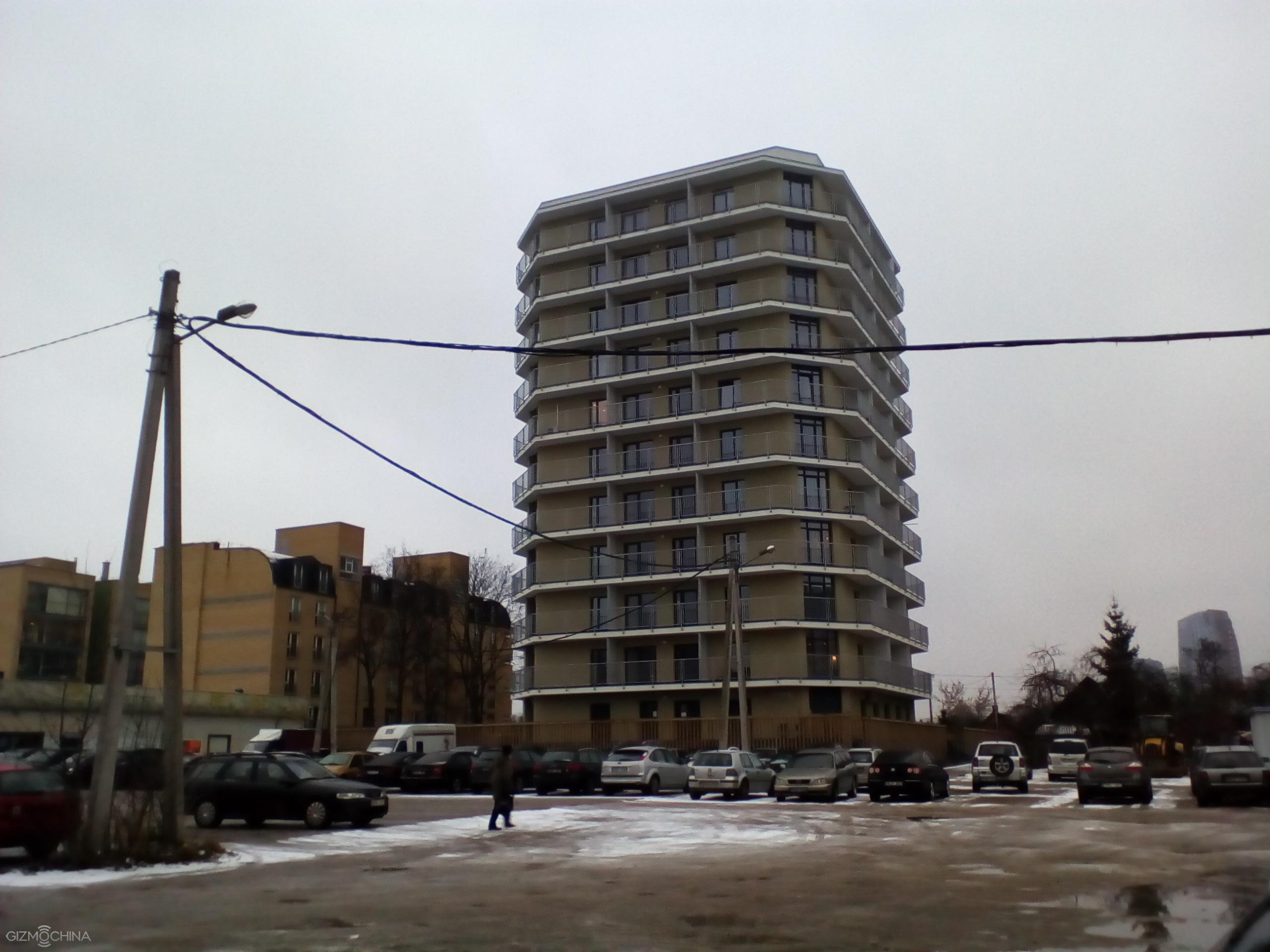 TCL 302U Review - Gizmochina