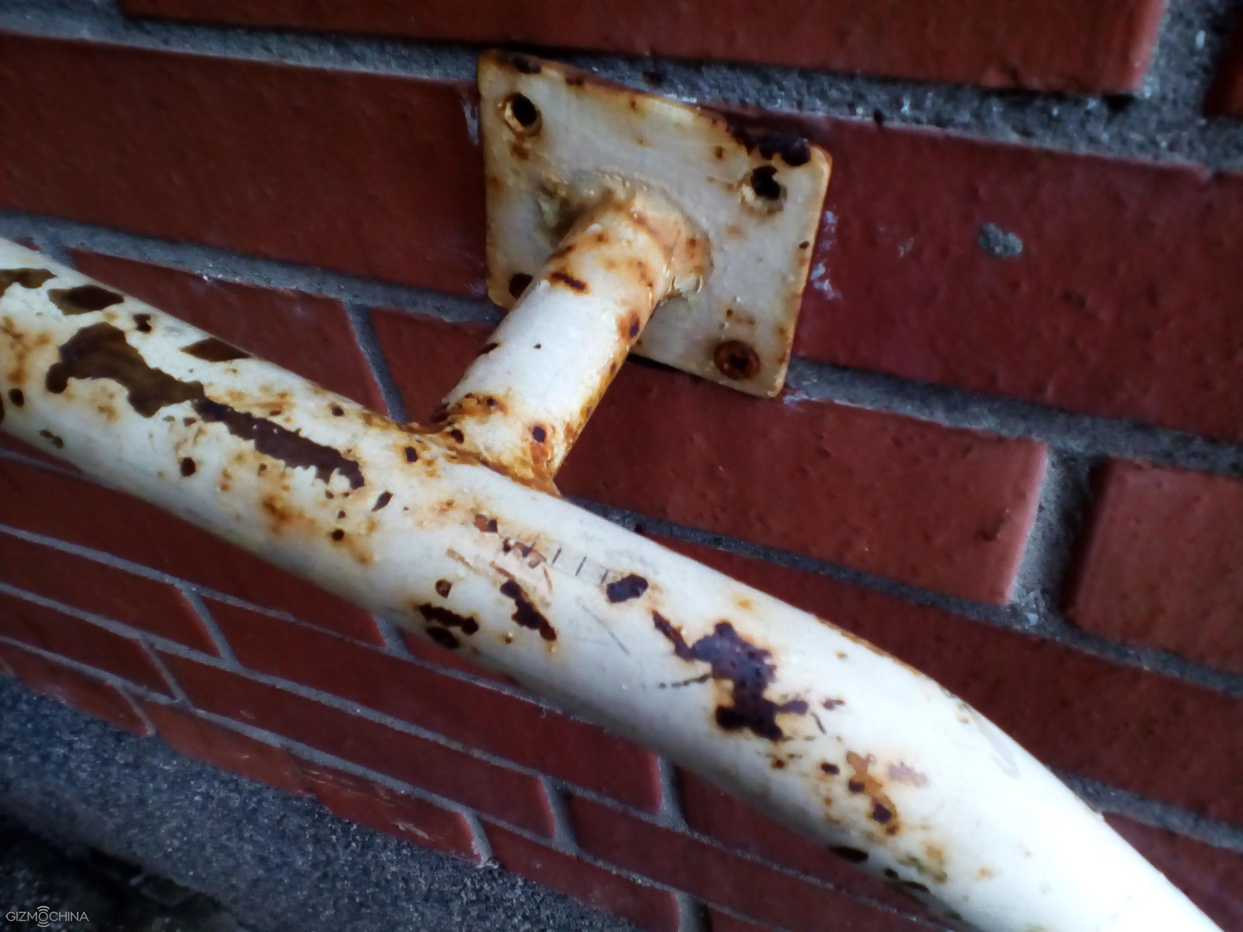 TCL 302U Review - Gizmochina