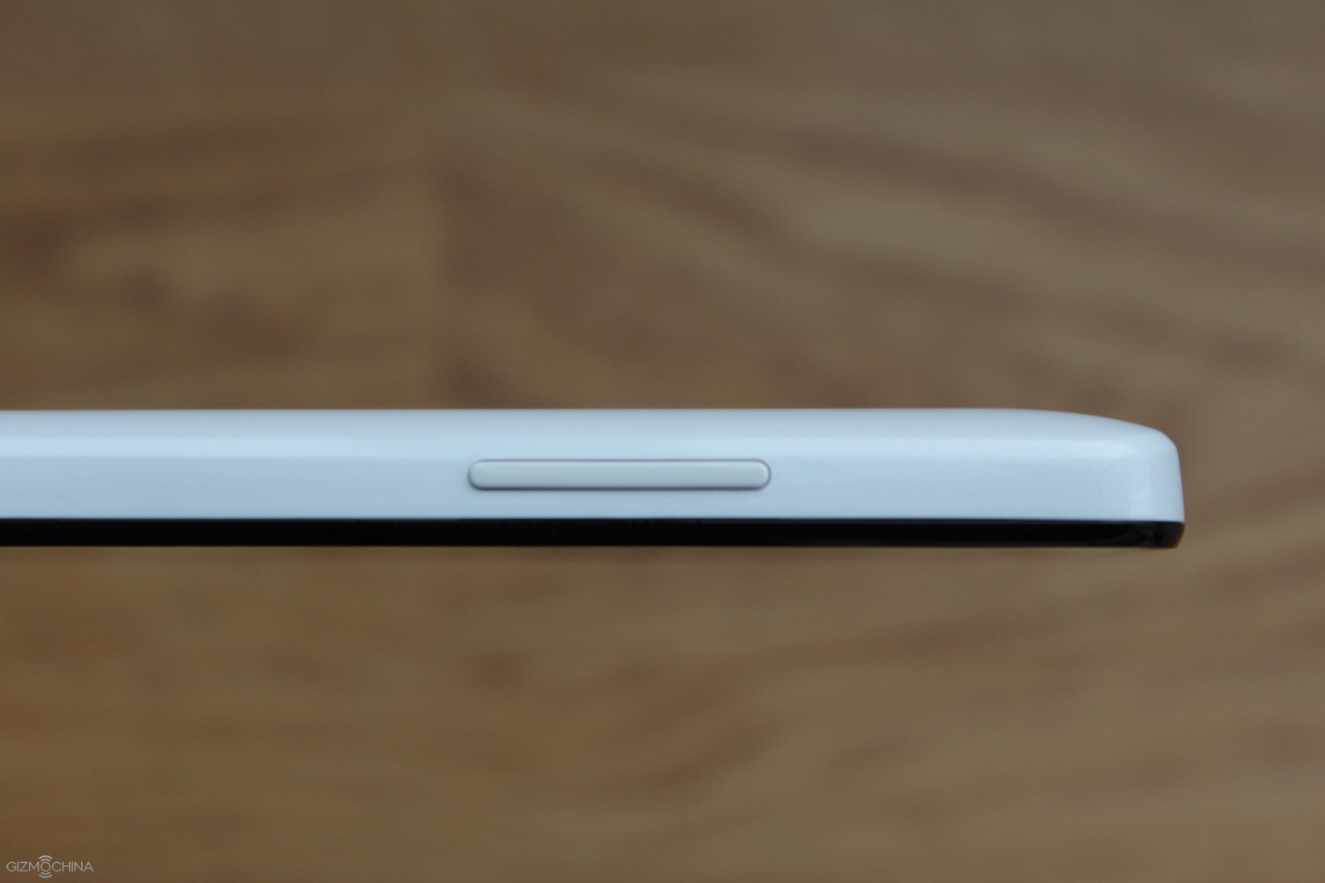 TCL 302U Review - Gizmochina