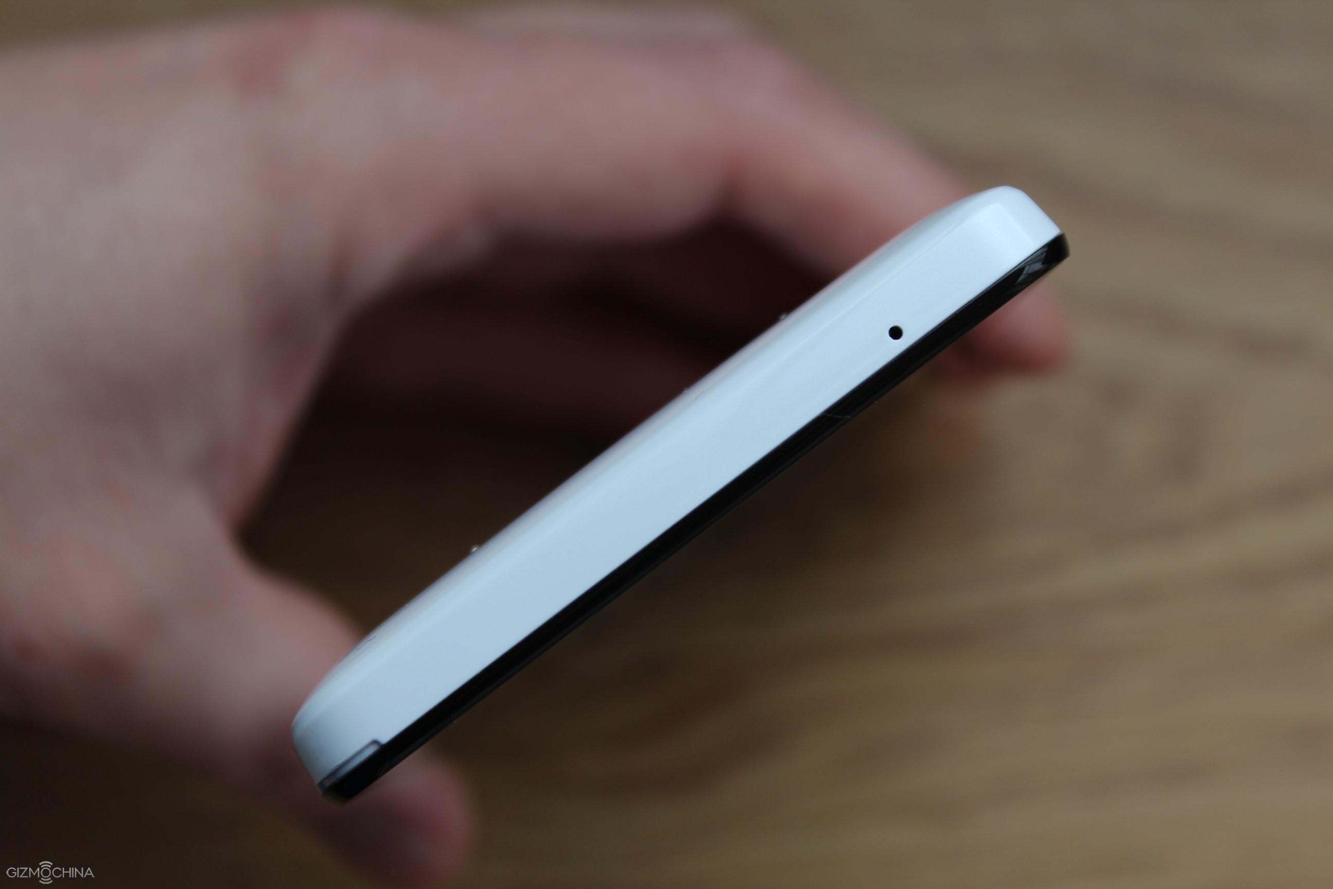 TCL 302U Review - Gizmochina