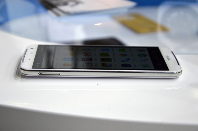 ZOPO Speed 8: Hands On With The World's First Deca-Core Smartphone ...