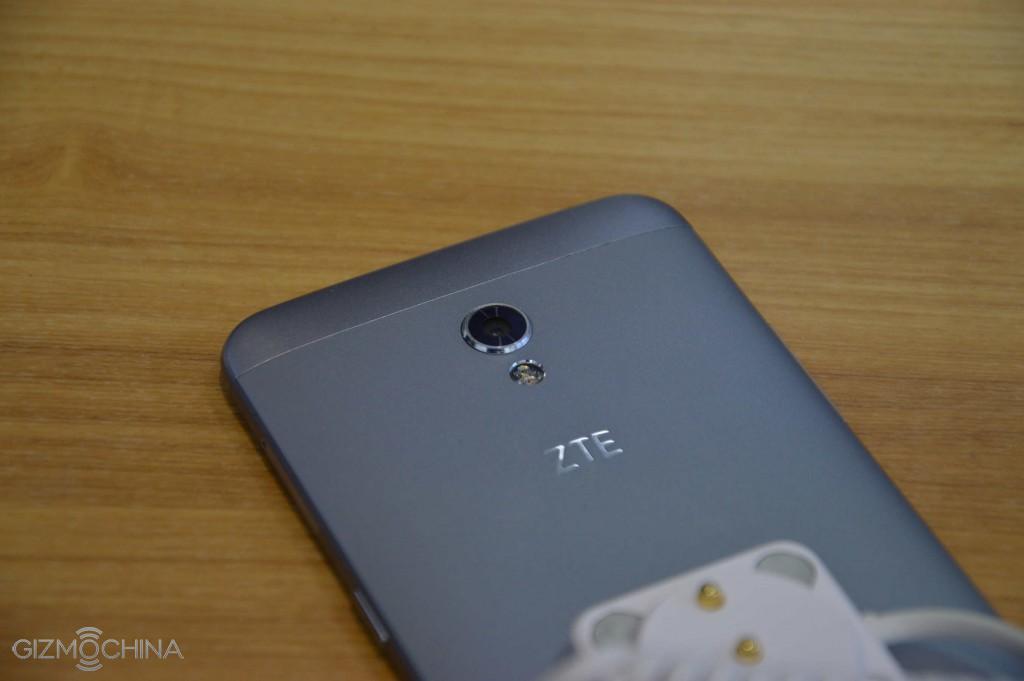 ZTE Blade V7: Hands On With The All Metal Mid-ranger - Gizmochina