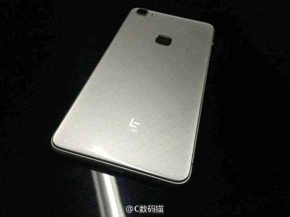 Leaked Le 2 Images Reveal Double Sided Glass Design & New Logo - Gizmochina