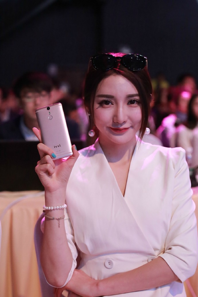 Ivvi i3 Launched With Snapdragon 430, 4GB RAM & Super Thin Metal Body - Gizmochina