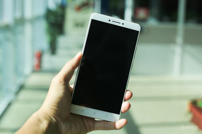 Xiaomi Max Unboxing: Affordable Large Screen Phablet In Pictures ...