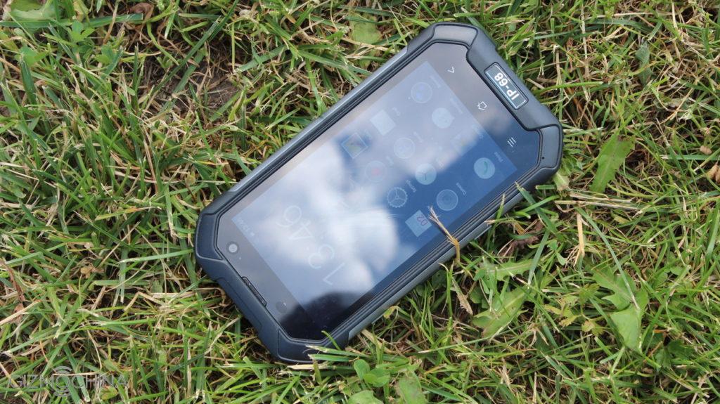 Blackview BV6000 Review - A Decent Rugged Smartphone - Gizmochina
