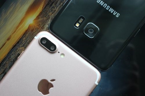 The $900 Smartphone Flagships: Samsung Galaxy Note 7 or iPhone 7 ...