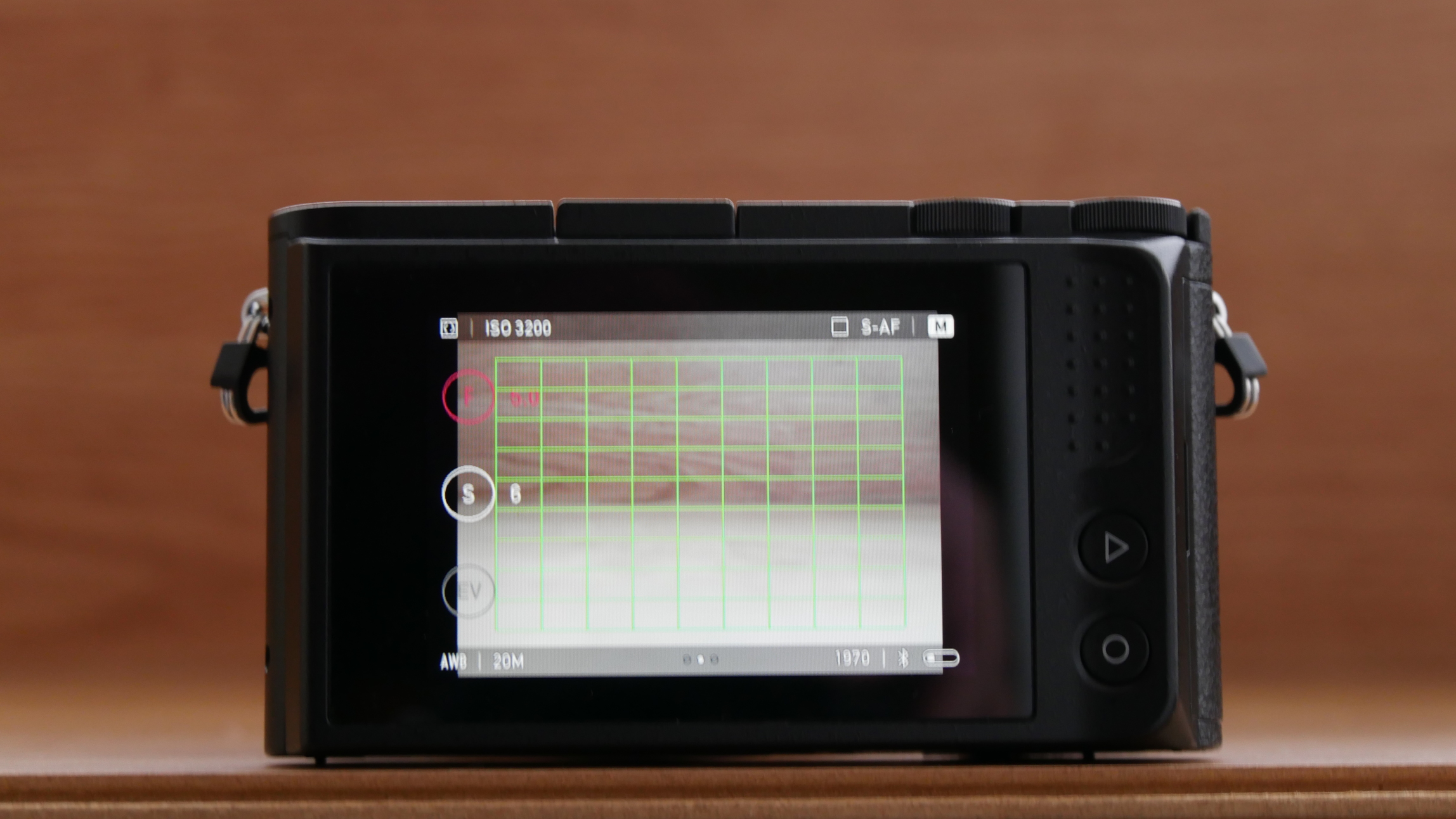 YI M1 Mirrorless Digital Camera Review - Gizmochina