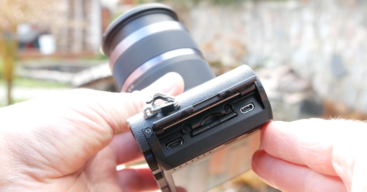 YI M1 Mirrorless Digital Camera Review - Gizmochina