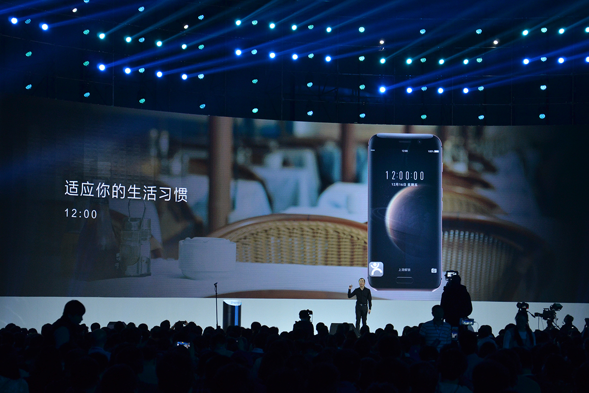 Huawei Honor Magic Official: Curved On All Eight Sides, Intelligent ...