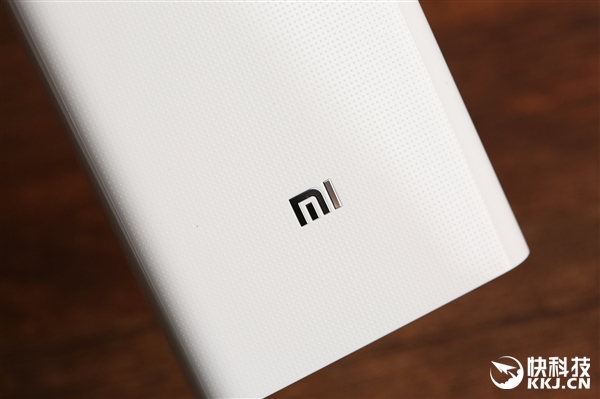 Official Pictures of 20000mAh Xiaomi Mi Power 2 Power Bank - Gizmochina