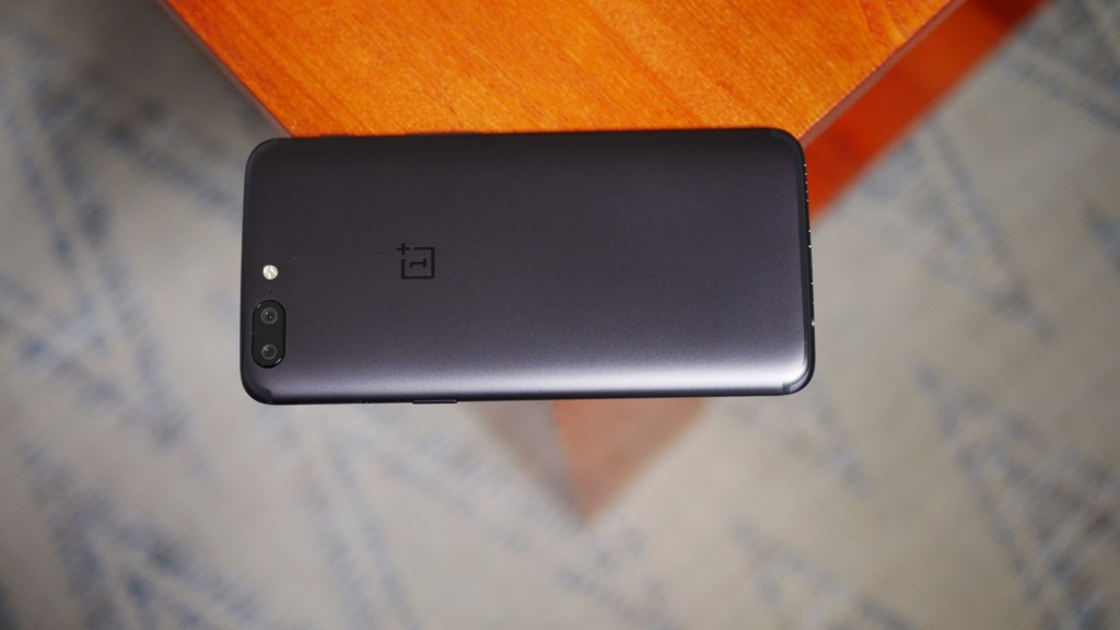 OnePlus 5 Review - A Flagship KILLER or Not? - Gizmochina