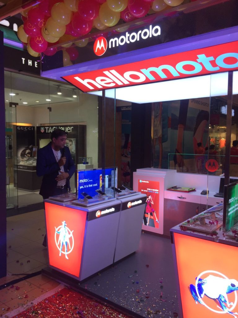 Motorola Launches Exclusive Stores in India, Targets 50 Stores This ...