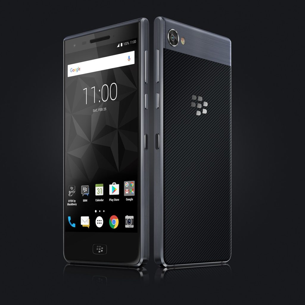 BlackBerry Motion Officially Unveiled with IP67 Body, 4,000mAh Battery ...