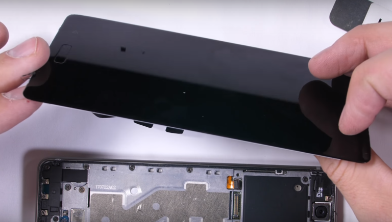 Nokia 8 Teardown – Not Easy to Repair, But Display, Battery & Rear ...