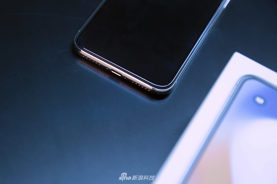 Here's The iPhone X Hands On Photos: Always A Beauty To Behold - Gizmochina