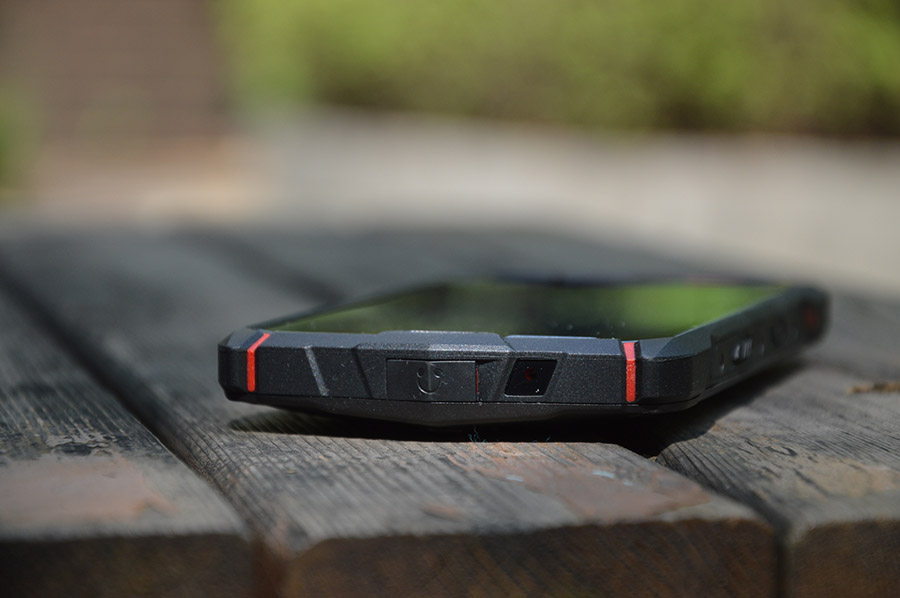 JESY J9S Review: Strong Rugged Phone With Classic Specs - Gizmochina