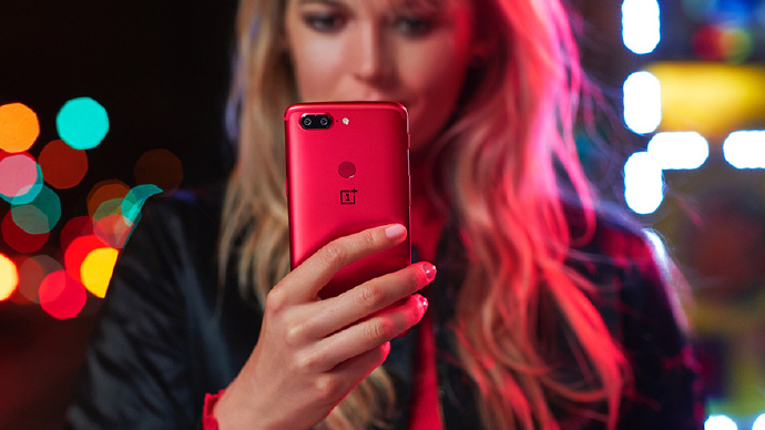 OnePlus is Back To Smashing Phones In A New Advert - Gizmochina