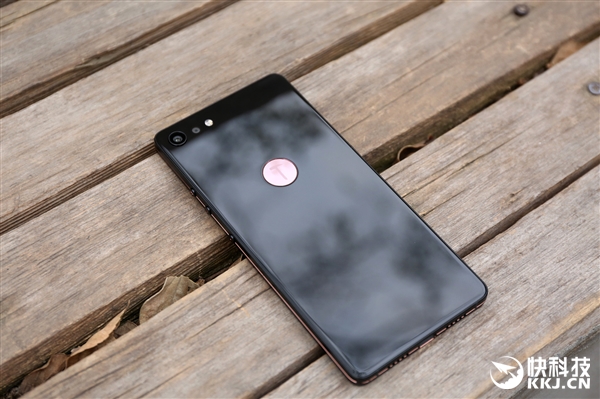 Smartisan Nut Pro 2 Out Of The Box Tour: Redefines Premium Mid-range ...