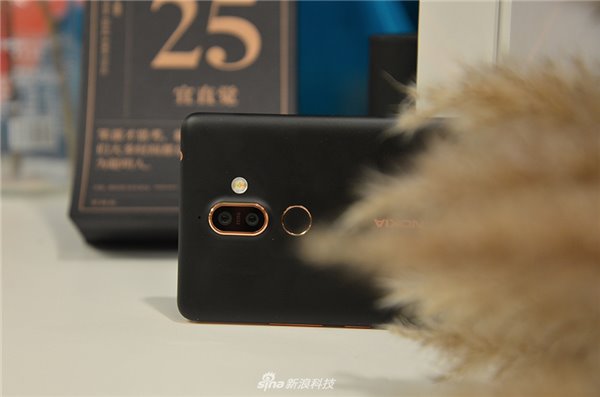 Check Out The Nokia 7 Plus Hands-On Photos & First Camera Samples ...