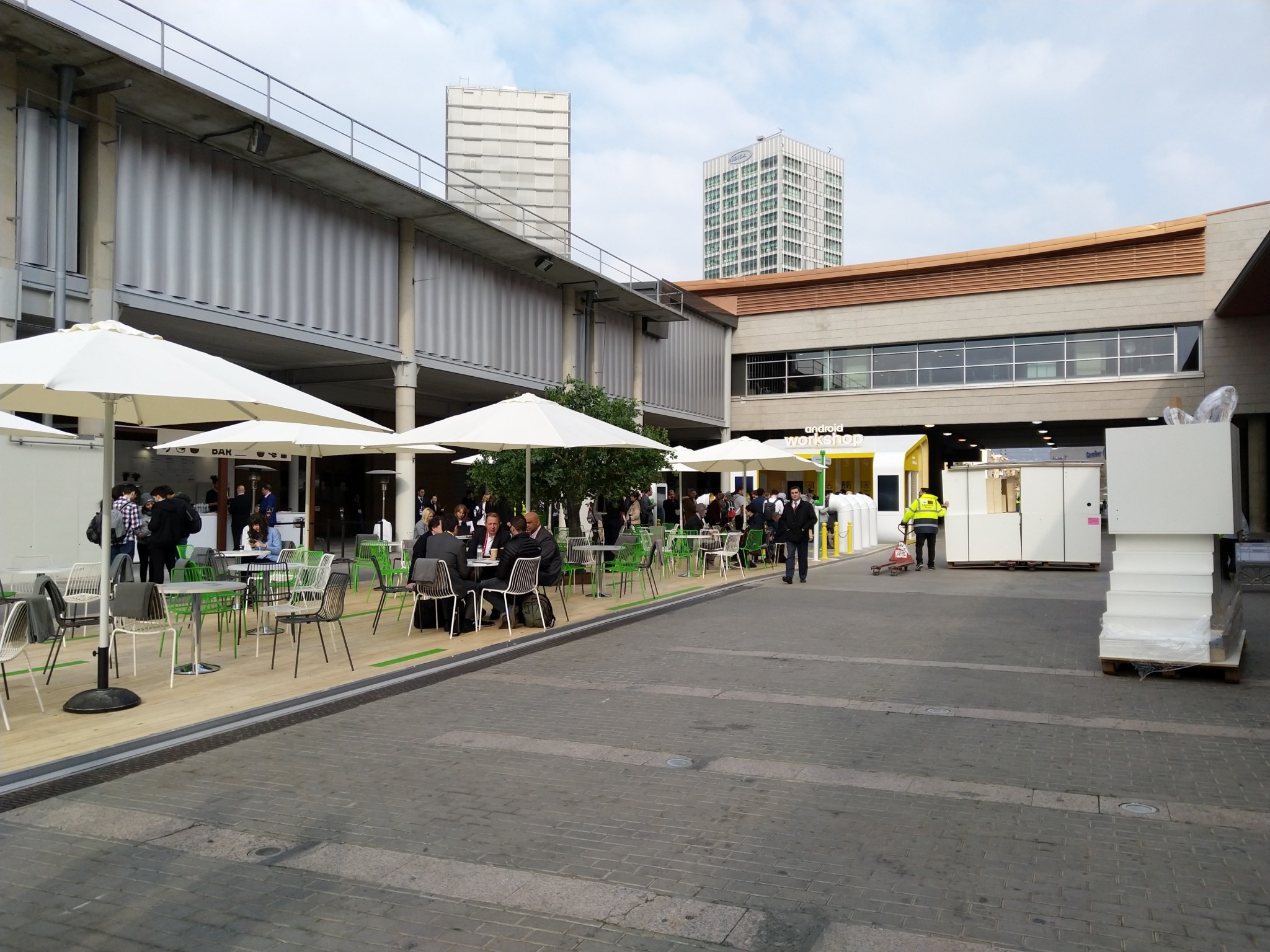 Check Out The Nokia 7 Plus Hands-On Photos & First Camera Samples ...