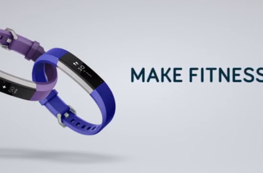 Fitbit Introduces Versa: A Waterproof Fitness Smartwatch Reminiscent Of ...