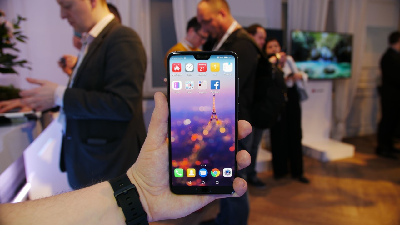 Huawei P20 Pro Hands on Review - A Very Impressive Smartphone with 3 ...