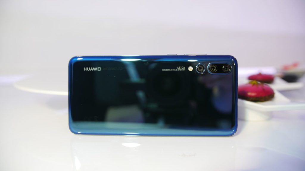 Huawei P20 Pro Hands on Review - A Very Impressive Smartphone with 3 ...