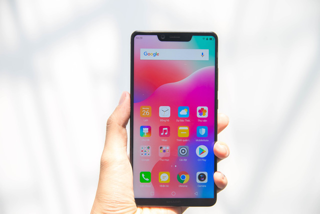 Sharp Aquos S3 Official Images, Hands-On Photos Appear Ahead of March ...