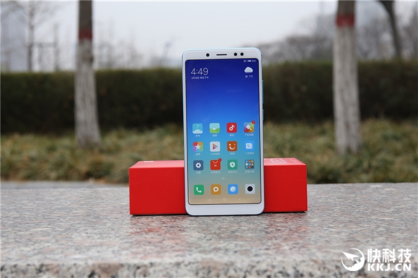 Xiaomi Redmi Note 5 (China) Hands On & Unboxing Pictures - Gizmochina