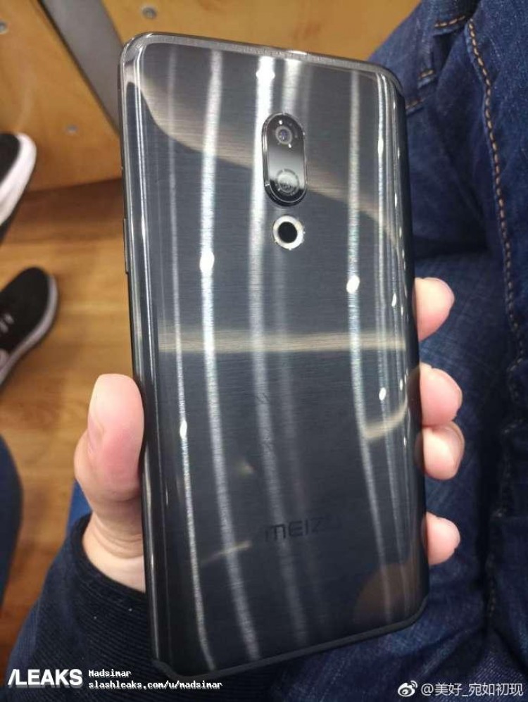 Meizu 15 and Meizu 15 Plus Show Up in Live Photos - Gizmochina