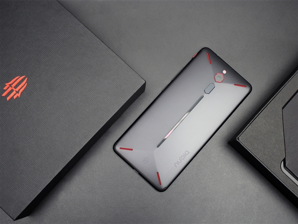 Nubia Red Magic Gaming Phone Unboxing: We Just Can't Help Loving The ...
