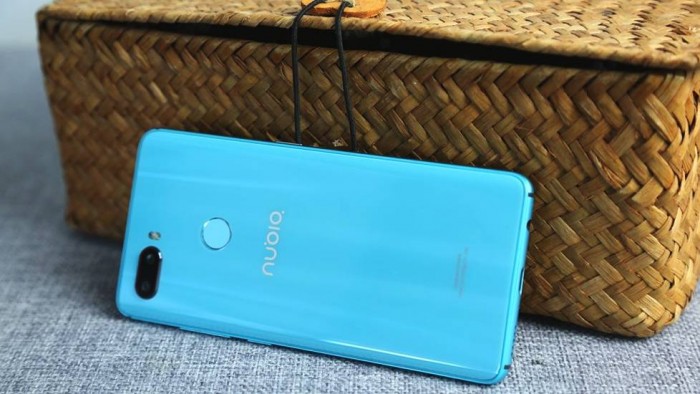 Unboxing Photos of The Celadon Blue Nubia Z18 Mini - Gizmochina