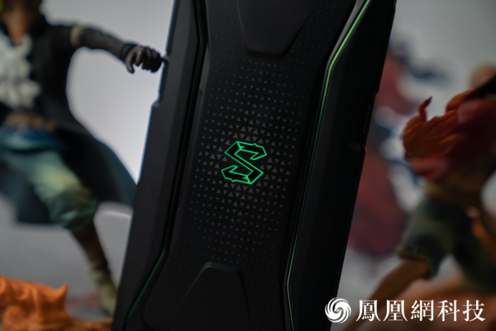 Xiaomi-Backed Blackshark Gaming Smartphone Hands On Photos - Gizmochina
